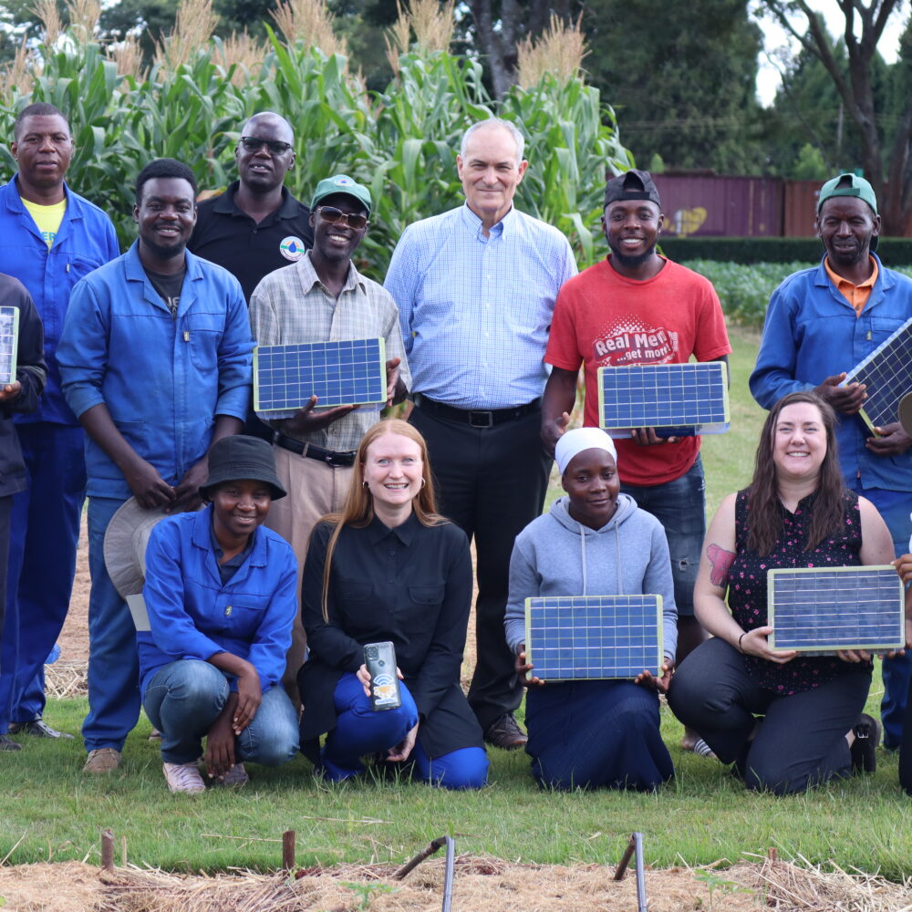 SolarSPELL – Solar Powered Educational Learning Library